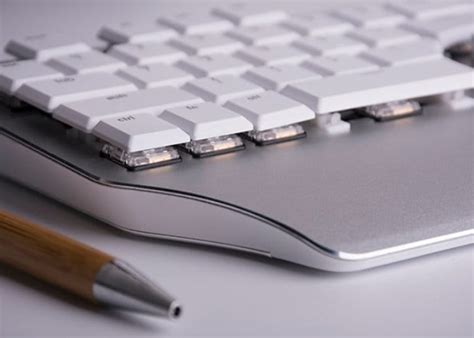 Delux Designer Desktop Shortcut Assistant Geeky Gadgets
