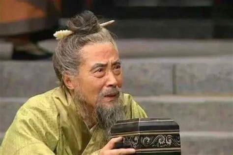 刘备三让徐州把口是心非巧伪趋利表达得淋漓尽致 陶谦 曹操 孔融