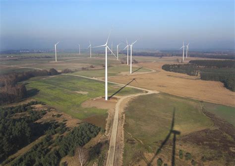 Acciona Repsol Iberdrola e Inditex únicas españolas en el ranking de