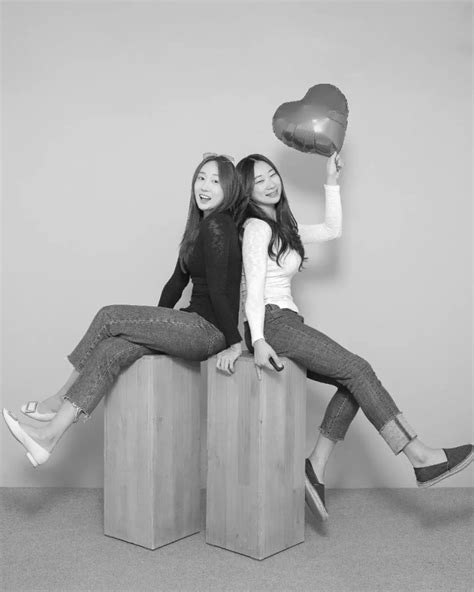 연남동 셀프사진관 포토위크 우정사진 찍었어요~ 네이버 블로그