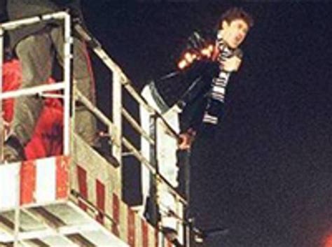 Did David Hasselhoff Sing The Berlin Wall Down