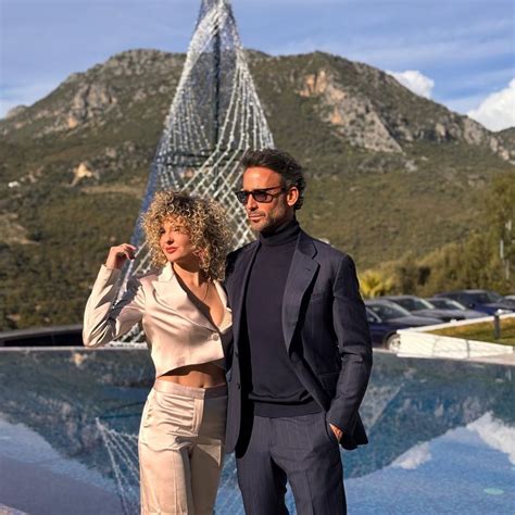 Álvaro Muñoz Escassi Y Sheila Casas Las Fotos De Su Apasionado Reencuentro