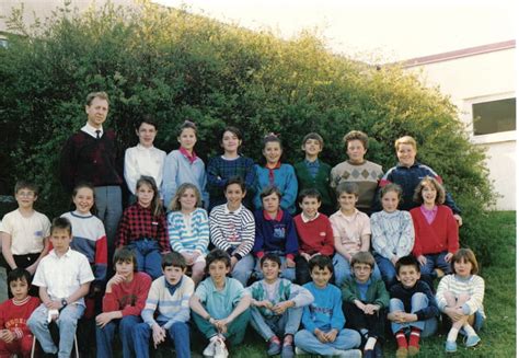 Photo De Classe Classe De Cm2 1987 1988 De 1988 Ecole Pierre Et Marie