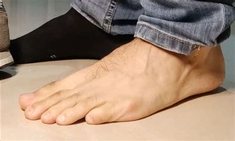 Sneakers Socks And Barefoot ThisVid Com