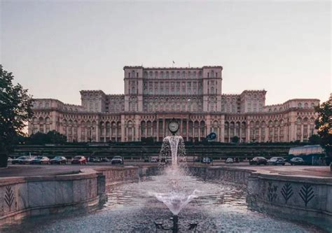 Cosa Vedere A Bucarest In 2 Giorni Monlaw Viaggi