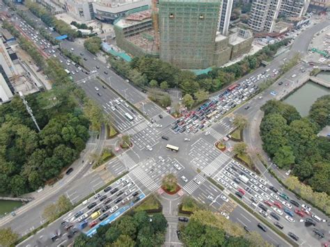 张槎司机注意！季华路 南海大道路口治堵四大措施正式启用~交通