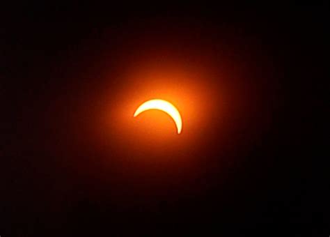 Heres How To Watch View Sunrise Solar Eclipse Safely Without Glasses