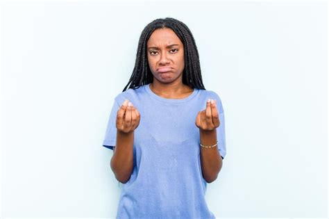 Premium Photo Showing That She Has No Money