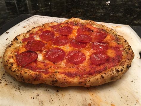 Homemade Pepperoni Pizza With Garlic Crust Rfood