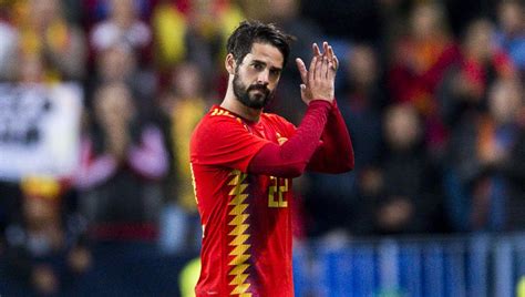 Isco agradece el cariño de la afición de Málaga