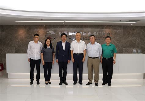 张钰晶会长会见珠海市副市长李翀一行