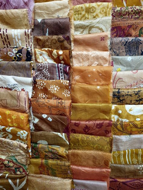 Sari Silk Sari Fabric Remnant India Sinppets 50 100 Small Pieces