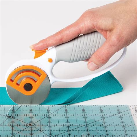 What is a Rotary Cutter? - Nancy's Notions