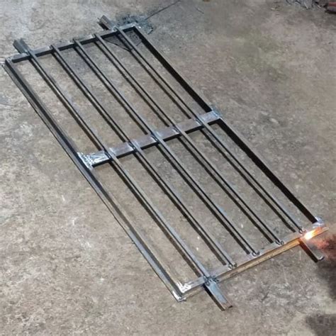 Mild Steel Gray Ms Z Section Window X Mm Lxw At Kg In Nagpur