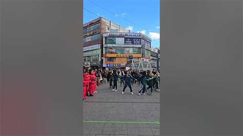 둥글게 둥글게🎵 하다가 무슨일이😂 춤추는윤지 둥글게둥글게 챌린지 쇼츠 오징어게임 Kpop 댄스 춤추는곰돌 춤추는곰돌의랜덤댄스 Youtube