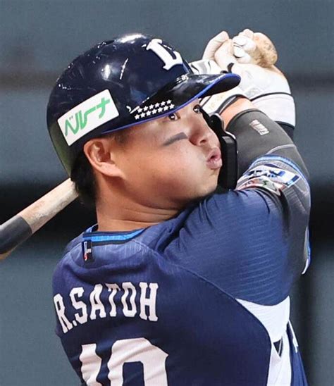 【西武】佐藤龍世の出場選手登録を抹消 左有鉤骨骨折のため｜ニフティニュース