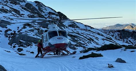 Hallan Con Vida Al Montañero Perdido En Los Picos De Europa Desde El