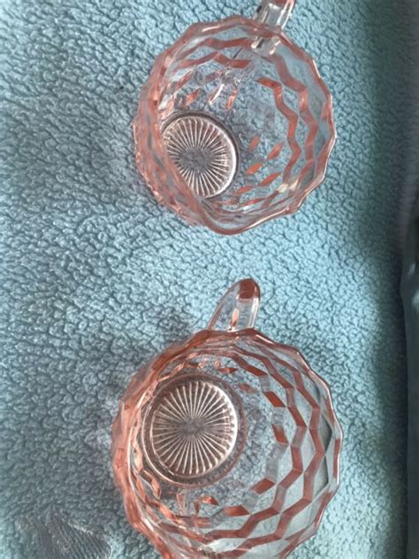 Pink Depression Glass Qbert Cube Patterned Creamer And Sugar Bowl Set
