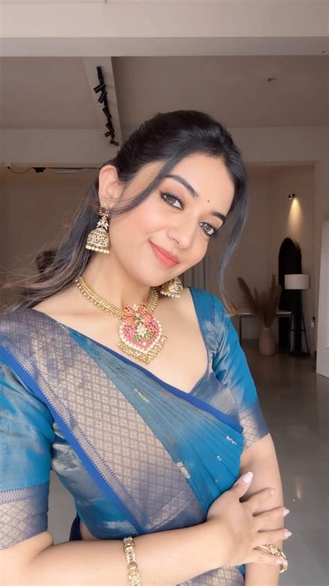 Athmika Sumithran How Pretty Is The Saree 😍 Saree Bespoke Dhishya Jewellery