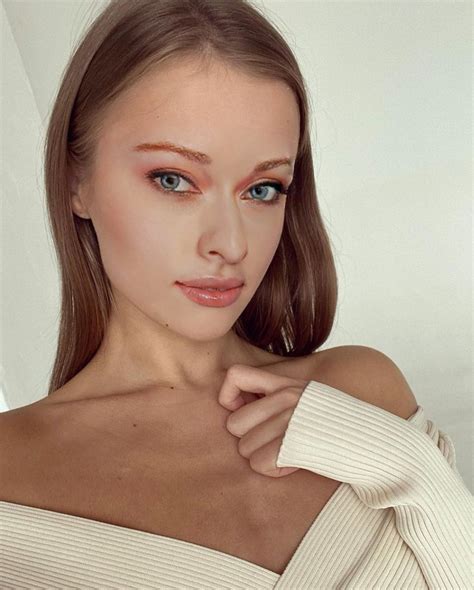 Светлана Васакова🇺🇦 On Twitter White Dress Gallery Part 2