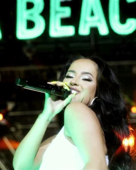 Pin Di Liu Fereyra Su Becky G