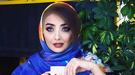 سلفی خوشحال دریا مرادی دشت با شکم برآمده عکس بارداری