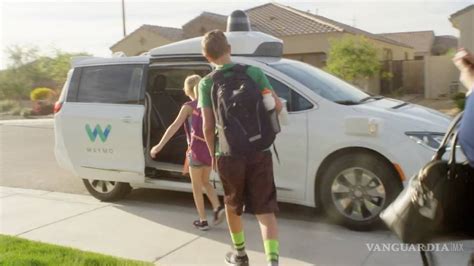 Los coches autónomos de Waymo ya circulan en carreteras de EU