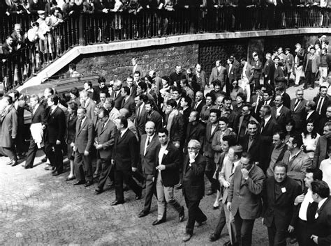 1968 Май в Париже на снимках Шарля Чикконе Humus — Livejournal