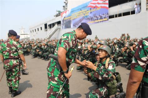 Danlantamal V Hadiri Pembukaan Dikmata TNI AL Angkatan 44 2 Tahun 2024