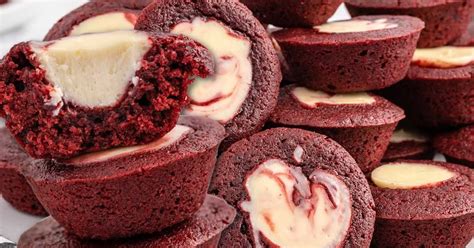 Mini Red Velvet Cheesecake Spaceships And Laser Beams