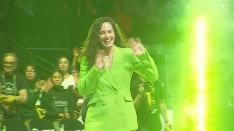 Greatest Point Guard In Wnba History Retires Jersey At Climate Pledge