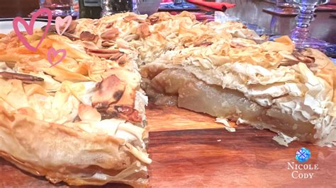 Easy Filo Pastry Apple Pie Recipe Cauldrons And Cupcakes