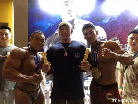 程亦山三征奥赛终夺冠，刷爆健美圈！有梦想谁都了不起！ 搜狐大视野 搜狐新闻