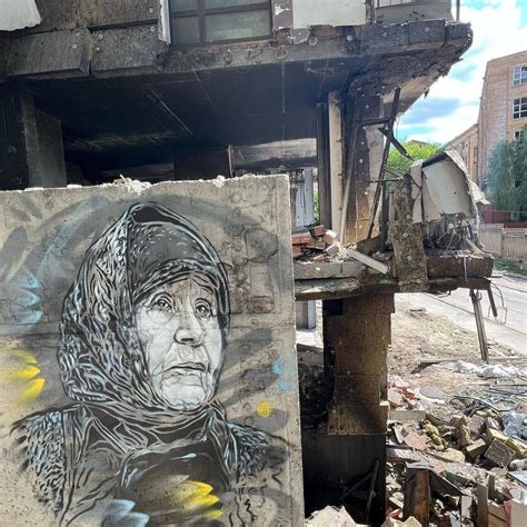 художник з Франції С215 створив мурали у столиці та під Києвом Музеї України журнал