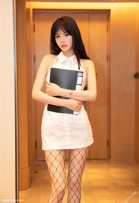 有钱人的生活可真好，高挑气质的秘书随便搞 魅写真