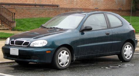 File Daewoo Lanos Hatchback Front Wikimedia Commons