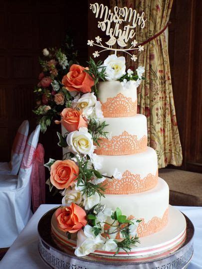 Gails Cake Pantry In Powys Wedding Cakes Uk
