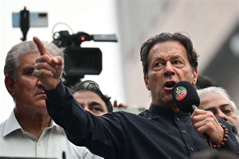 Pakistani Media Ban Silences Political Opponent Imran Khan