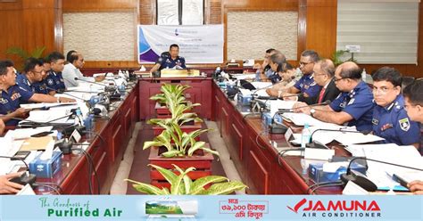 ঘরমুখো মানুষের ঈদযাত্রা নির্বিঘ্ন করতে পুলিশকে নির্দেশ