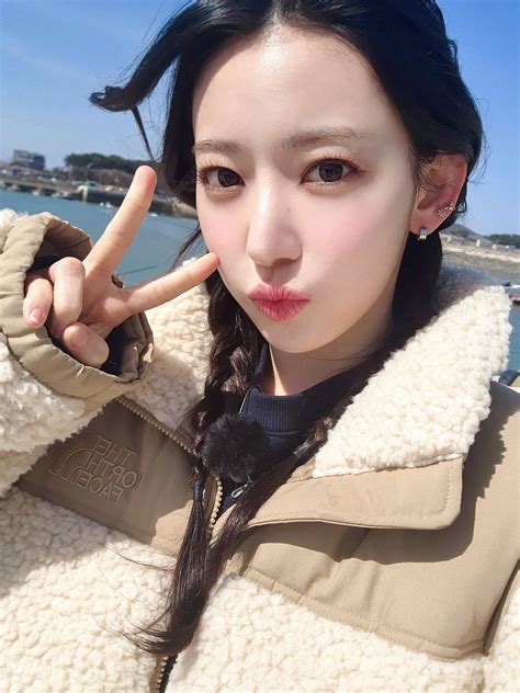 Le Sserafim On Twitter 오늘의르세라핌 230405 겁도없꾸라 Lesserafim 르세라핌