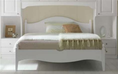 Letto Matrimoniale In Massello Modello Rondine