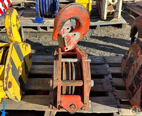 Mckissick Hook Block 2 Sheave 5 8 Wire Rope Hook Block Crane Part For Sale In Solon Ohio