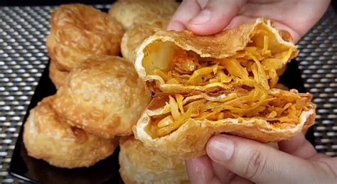 Апетитні пиріжки з капустою