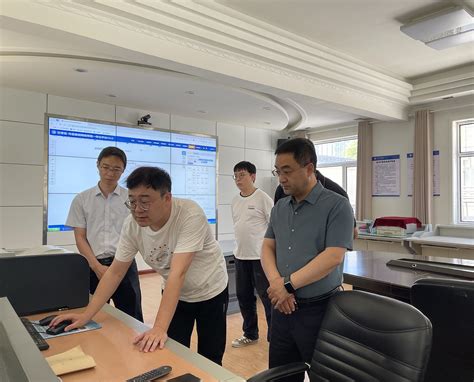 甘肃省气象局崇信：县长调研指导气象工作