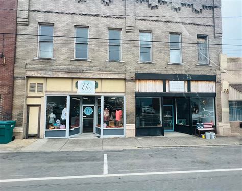 A Look Around Main Street Main Street Lewisburg Tn