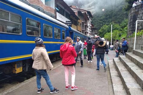 TRENES A MAPI REANUDAN SERVICIO T News