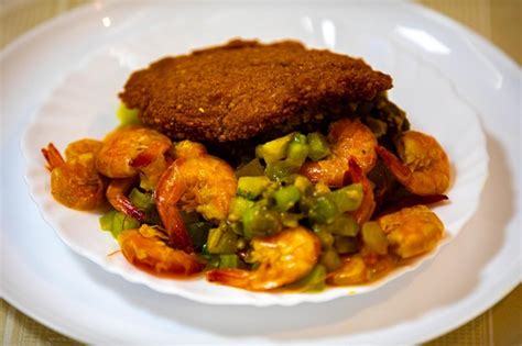 Alimentação tradicional brasileira de acaraj de origem africana baseada
