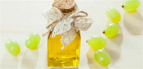 Масло виноградных косточек (для волос и лица): полезные свойства и их ...