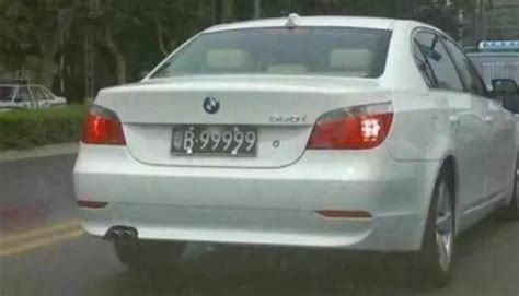 为了一张车牌20年不换车，你能接受吗？车友：这种车牌值一辈子 知乎