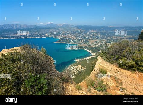 Cassis france village hi-res stock photography and images - Alamy